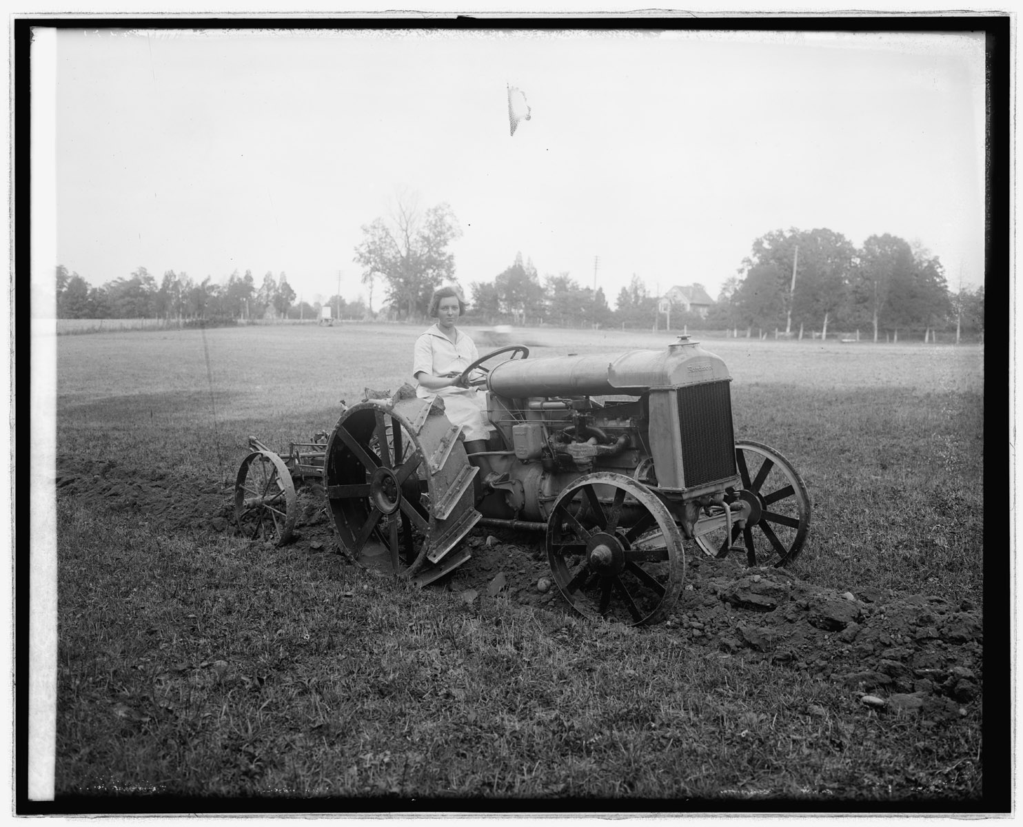 Innovation Put an End to the Hand-Crank Era - Farm Collector